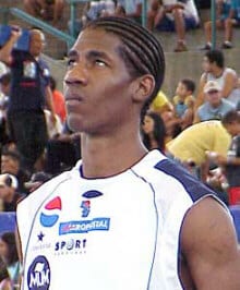 Suspendido contrato de Aaron Harper | Entorno-Empresarial.com